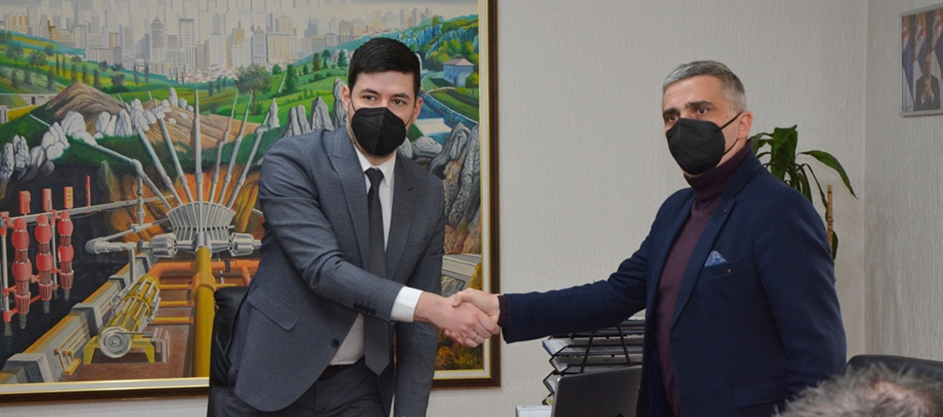Потписан Уговор о реализацији дуалног образовања у ГТШ Неимар (ФОТО ...